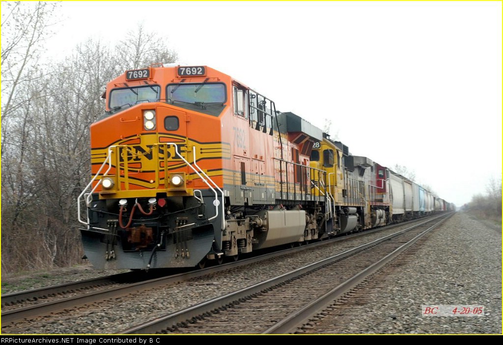 BNSF 7692